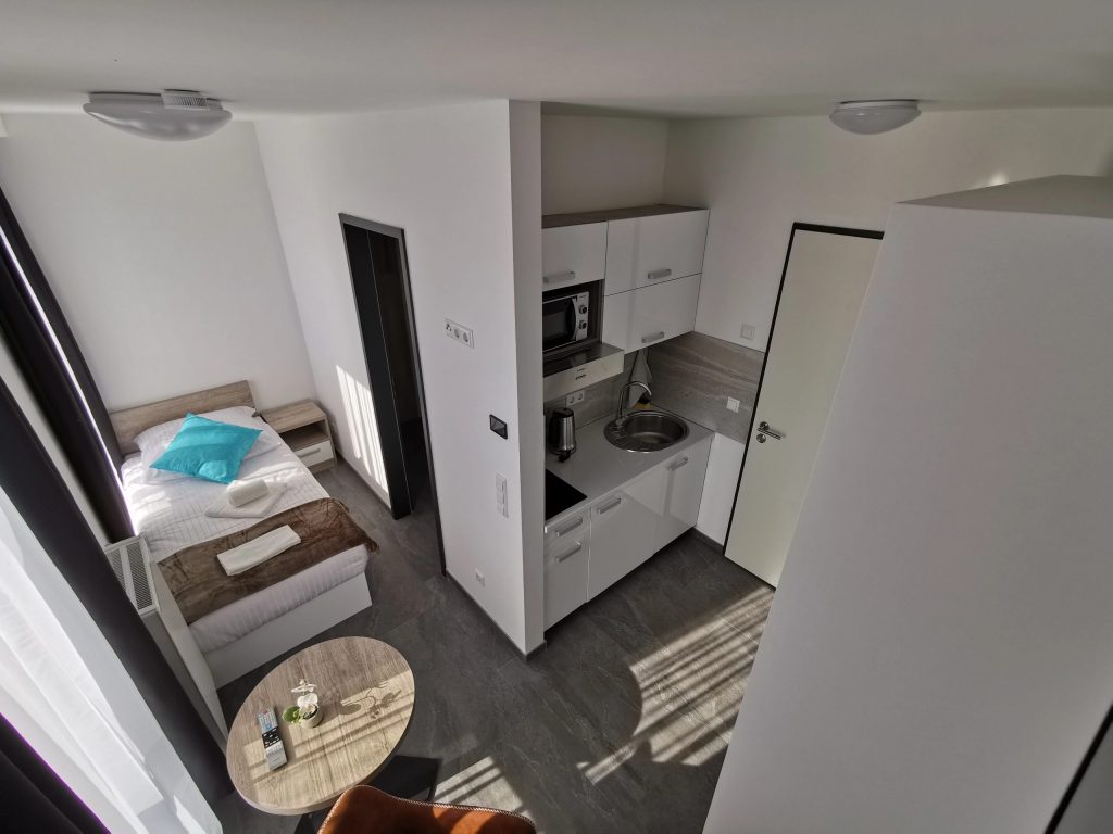Studio Comfort Single Room - H&P Apartments